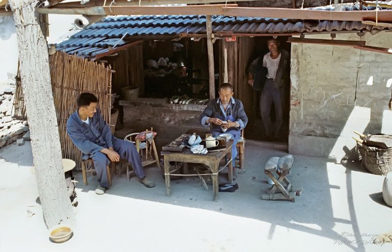 50 Impressive Photos That Capture Everyday Life of China in the Late ...