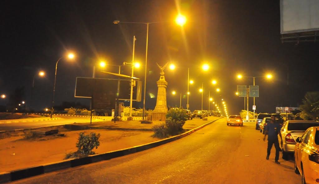 Photos: Lagos State Gov 'Light up Lagos project' in progress...part 10