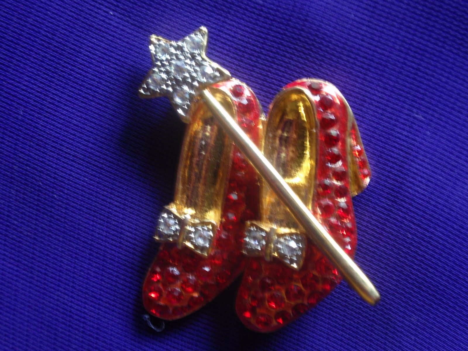 GypsiDia's Timeless Treasures: SOLD WIZARD OF OZ RUBY RED SHOES BROOCH ...