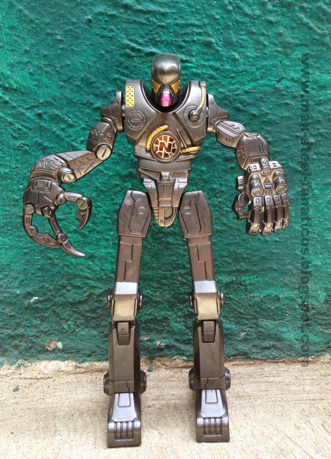 Max Steel Fanáticos: Max Steel Reviews: Robo-kick (Parte 6)