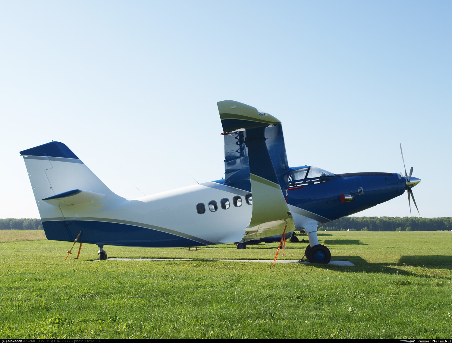 Historia y tecnología militar: Primer vuelo del biplano TVS-2DTS ...