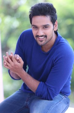 Sumanth Ashwin Family Wife Biography Parents children's Marriage Photos