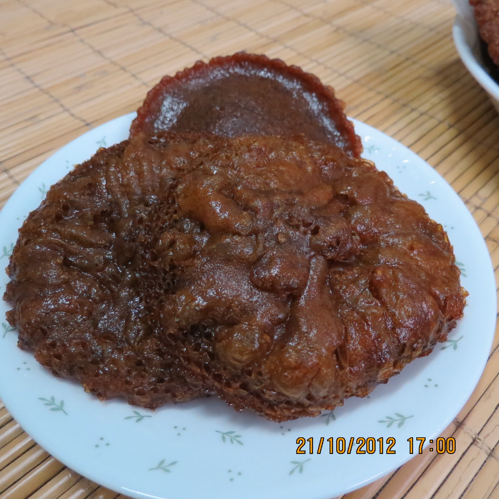 warna warni hidupku..............: Kuih Jompo-Jompo