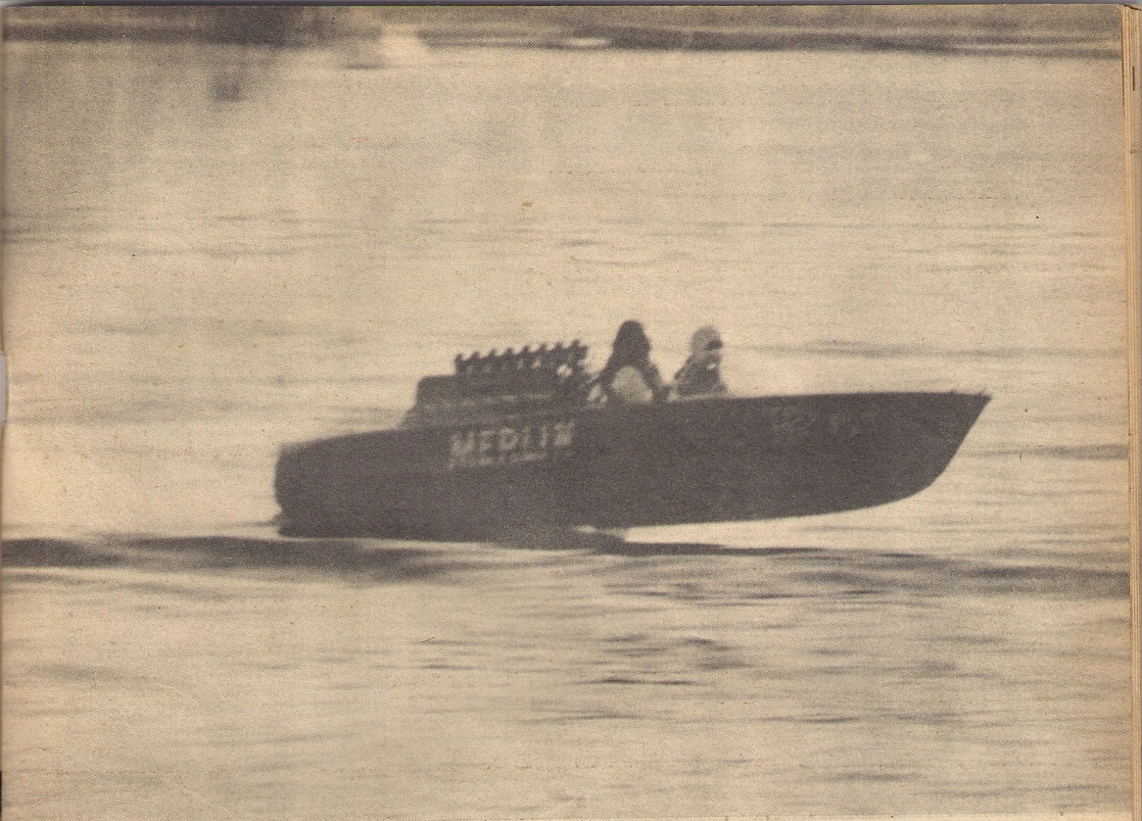 AUSSIE SKIBOATS: "MERLIN"