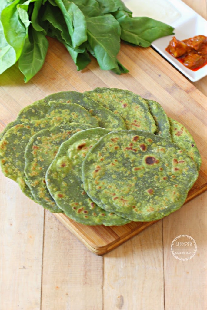 Palak Paratha/ Spinach Paratha ~ Lincy's Cook Art