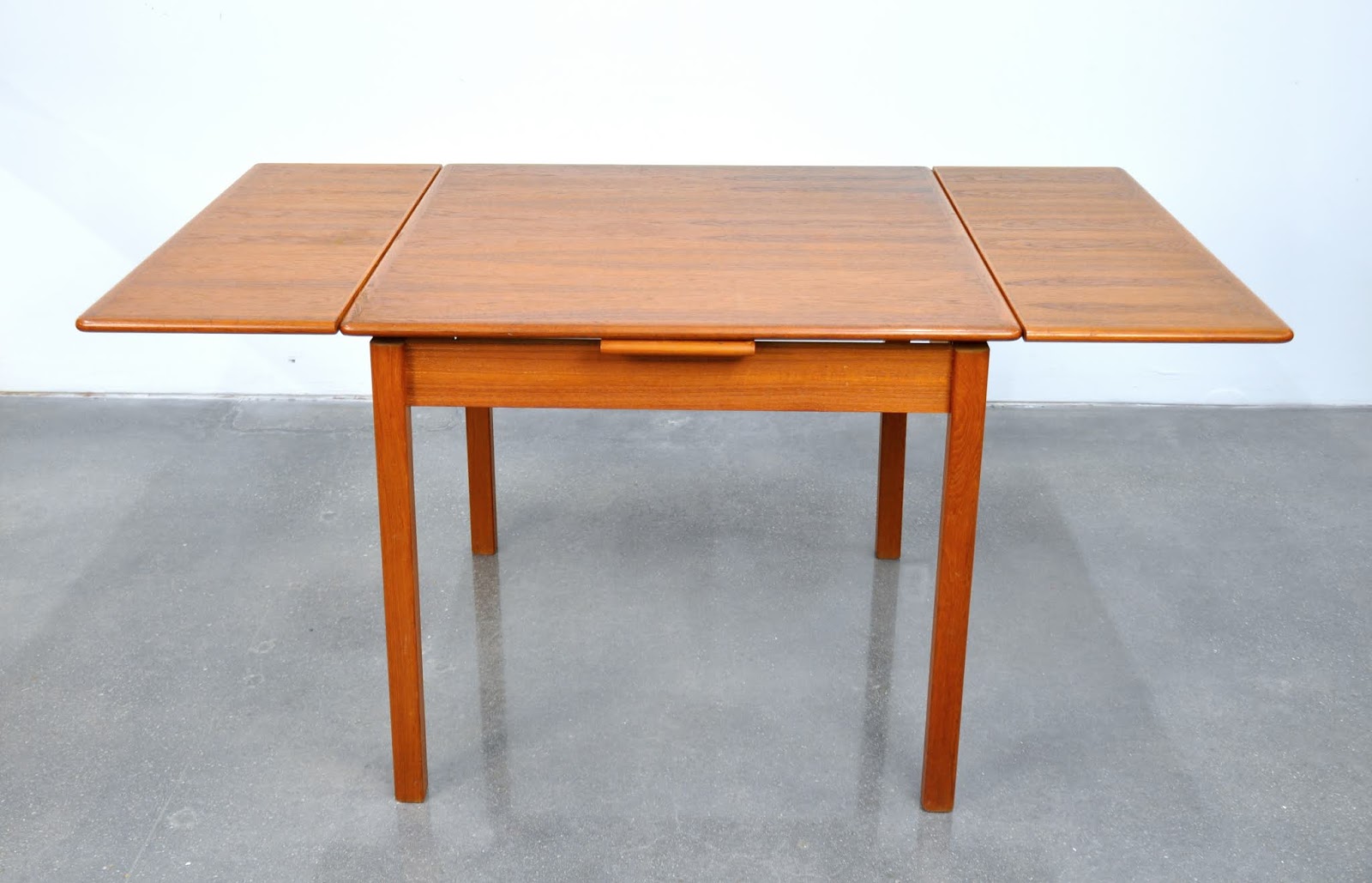 SELECT MODERN: Danish Modern Teak Extending Dining Table