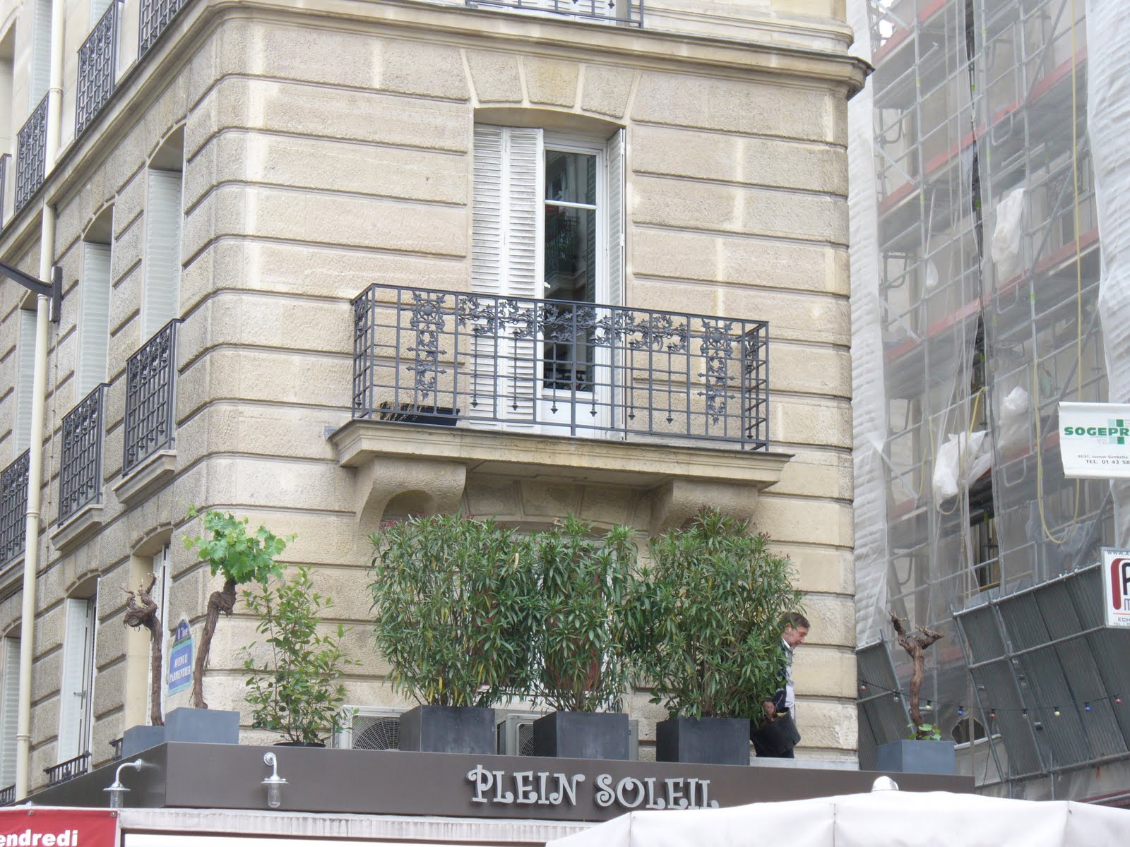 Les balcons de Paris: Des balcons de tous les types