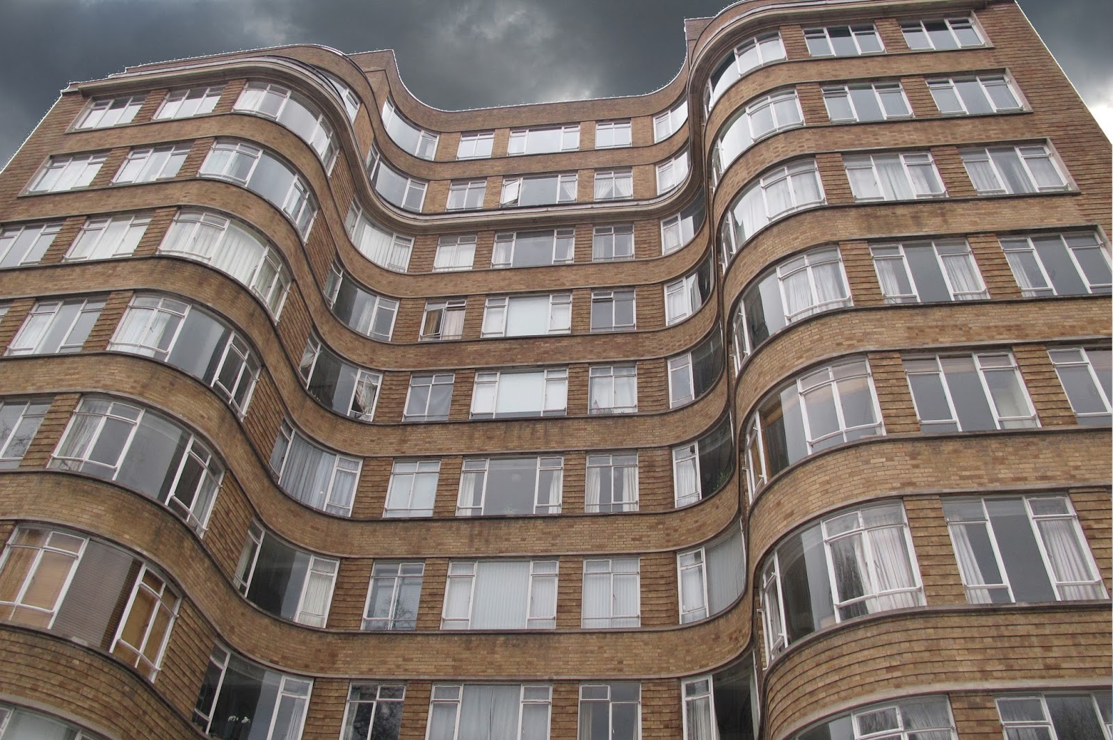 Agatha Christie Web: On Location With Agatha Christie #1: Florin Court