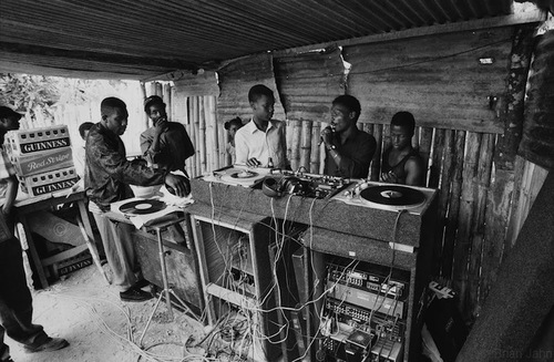 A dança e a alegria no rap e no hip hop é o começo de tudo, é uma ...