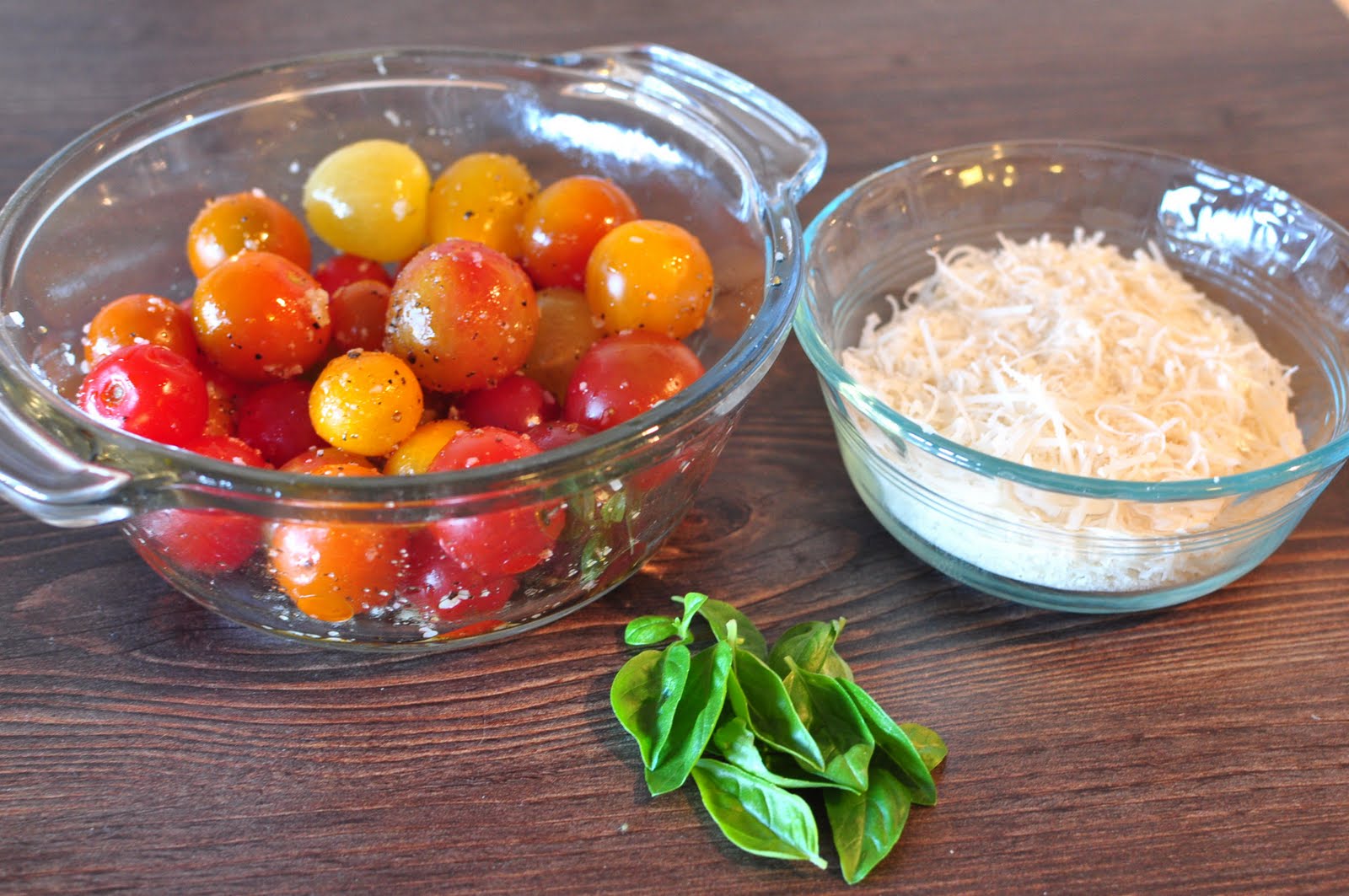 My Tiny Oven: Tiny Tomato Gratin