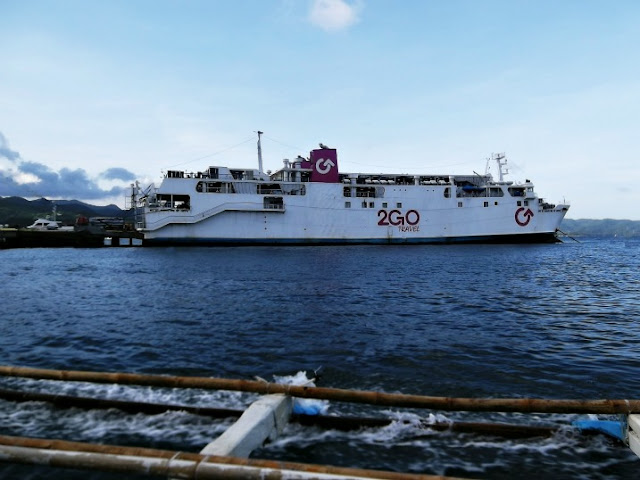 The Walking Tripod: Boracay Cruise: Inside Look at 2Go Vessel