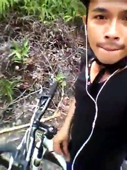 JAKOL NG POGING SIKLISTA SA GUBAT | SCANDALS COLLECTION