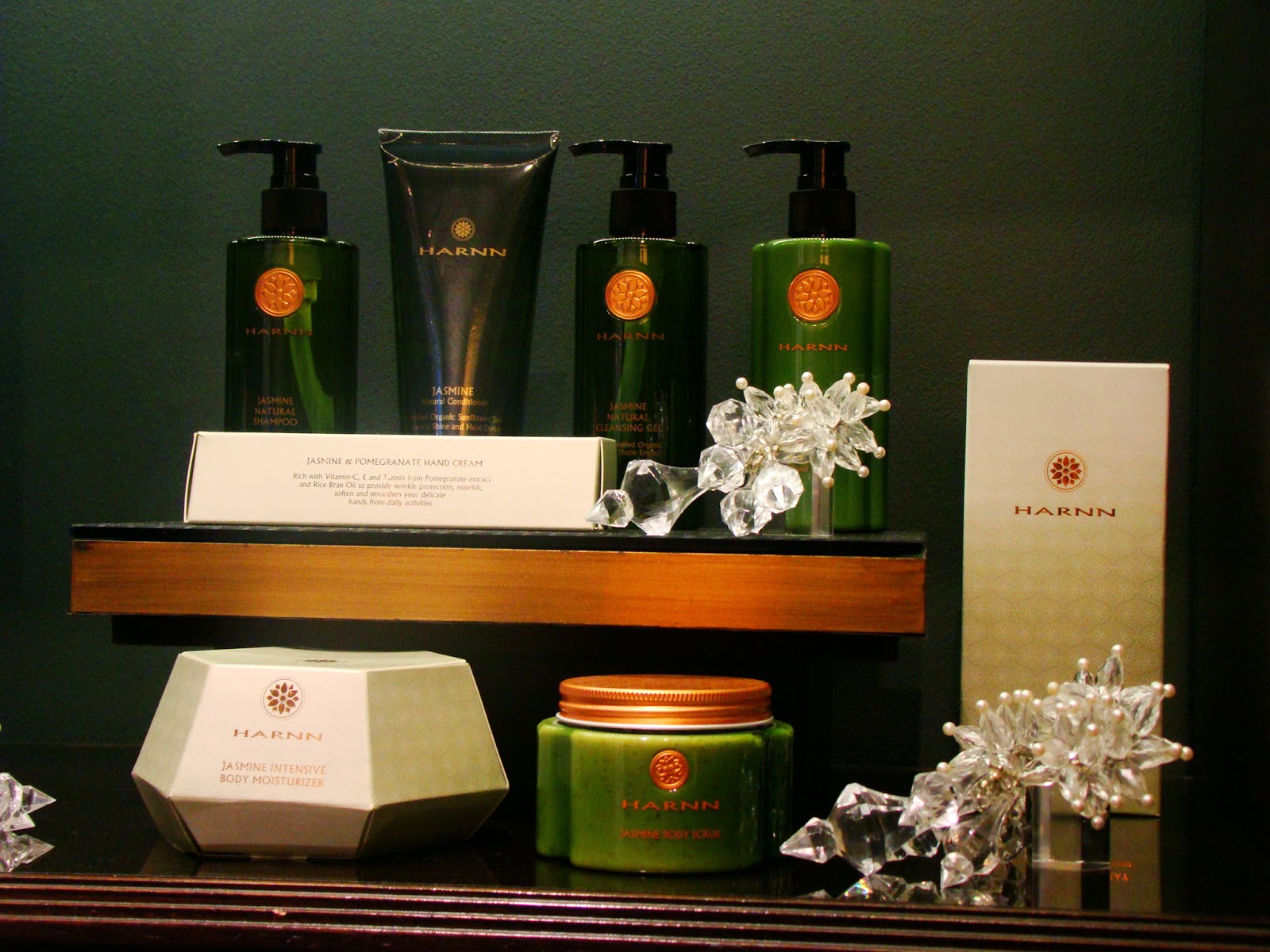 HARNN opens flagship store at Glorietta 4