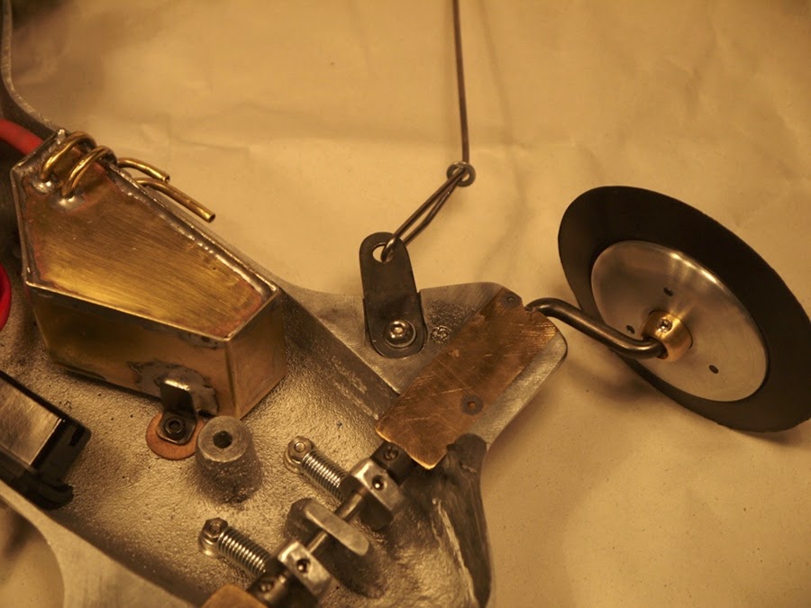 Free Flight -Vintage model airplane- cars-model retro avion et voiture ...