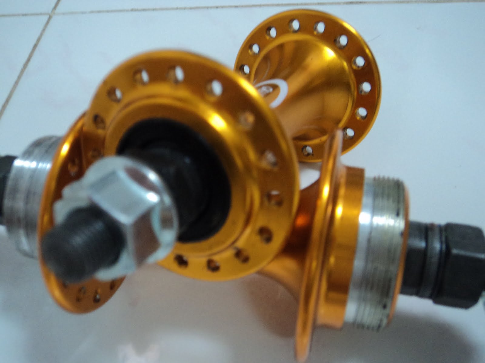 The Right Bike Store: Imported New Fixed Gear - Bicycle - Trick - Fixie ...