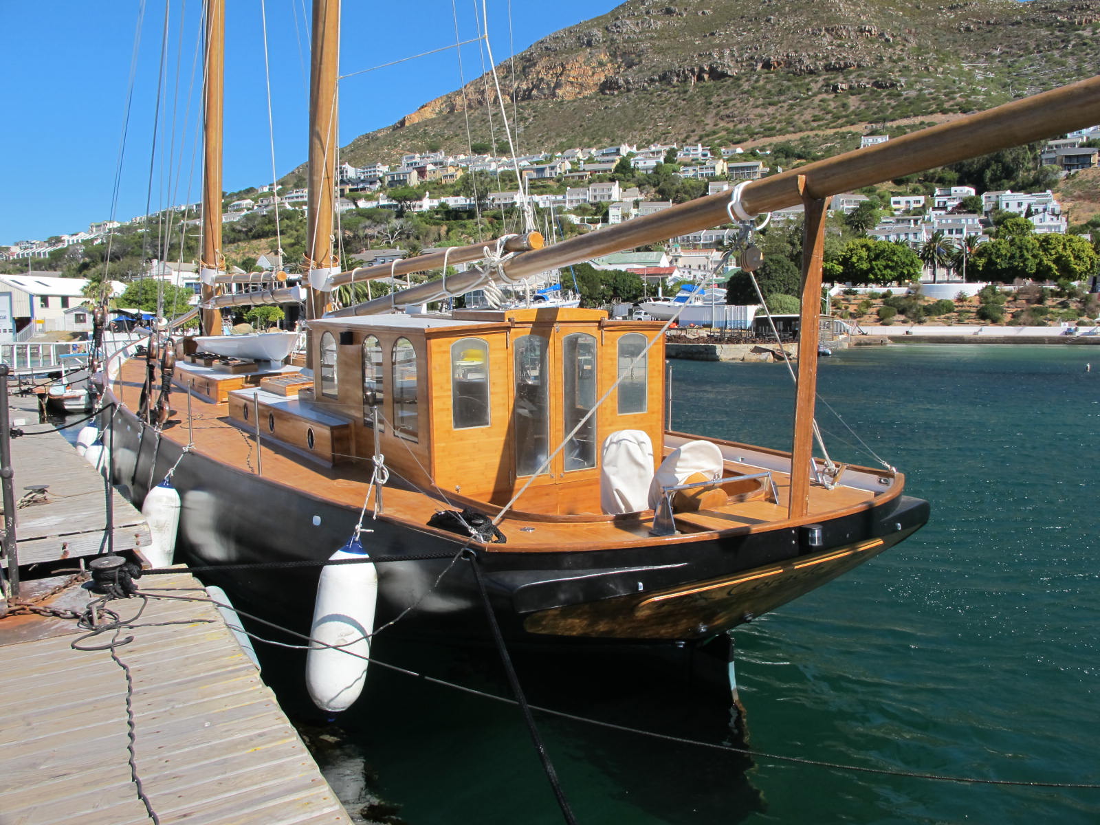 CKD Boats - Roy Mc Bride: A big black boat