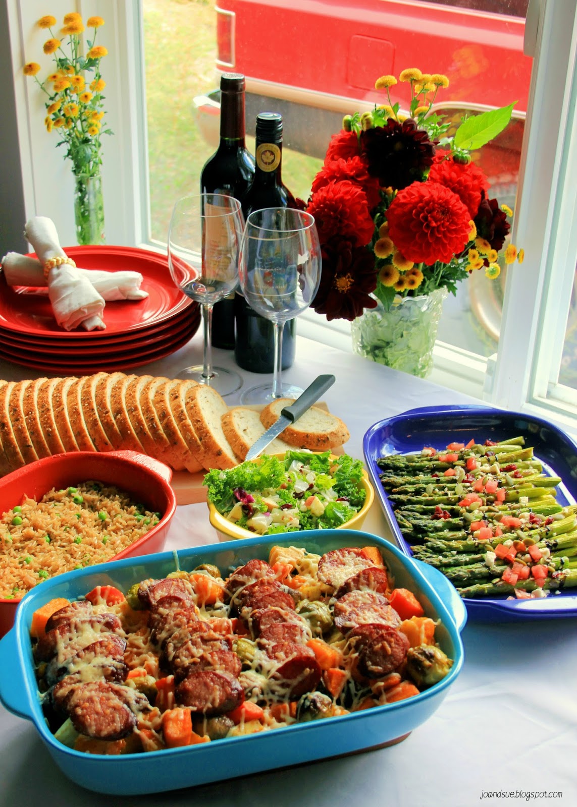 Jo and Sue: Fabulous Fall Dinner Menu (and a giveaway!!)