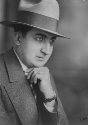 Origens: Alfred Lewis fundador do romance luso-americano nasceu na ilha ...