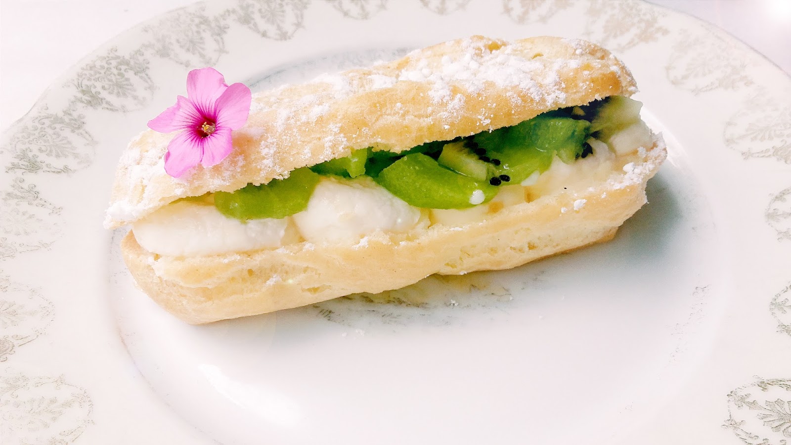 Recette des éclairs aux fruits frais