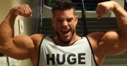 Beefcakes of Wrestling: Monday Muscle : Flex That Bicep