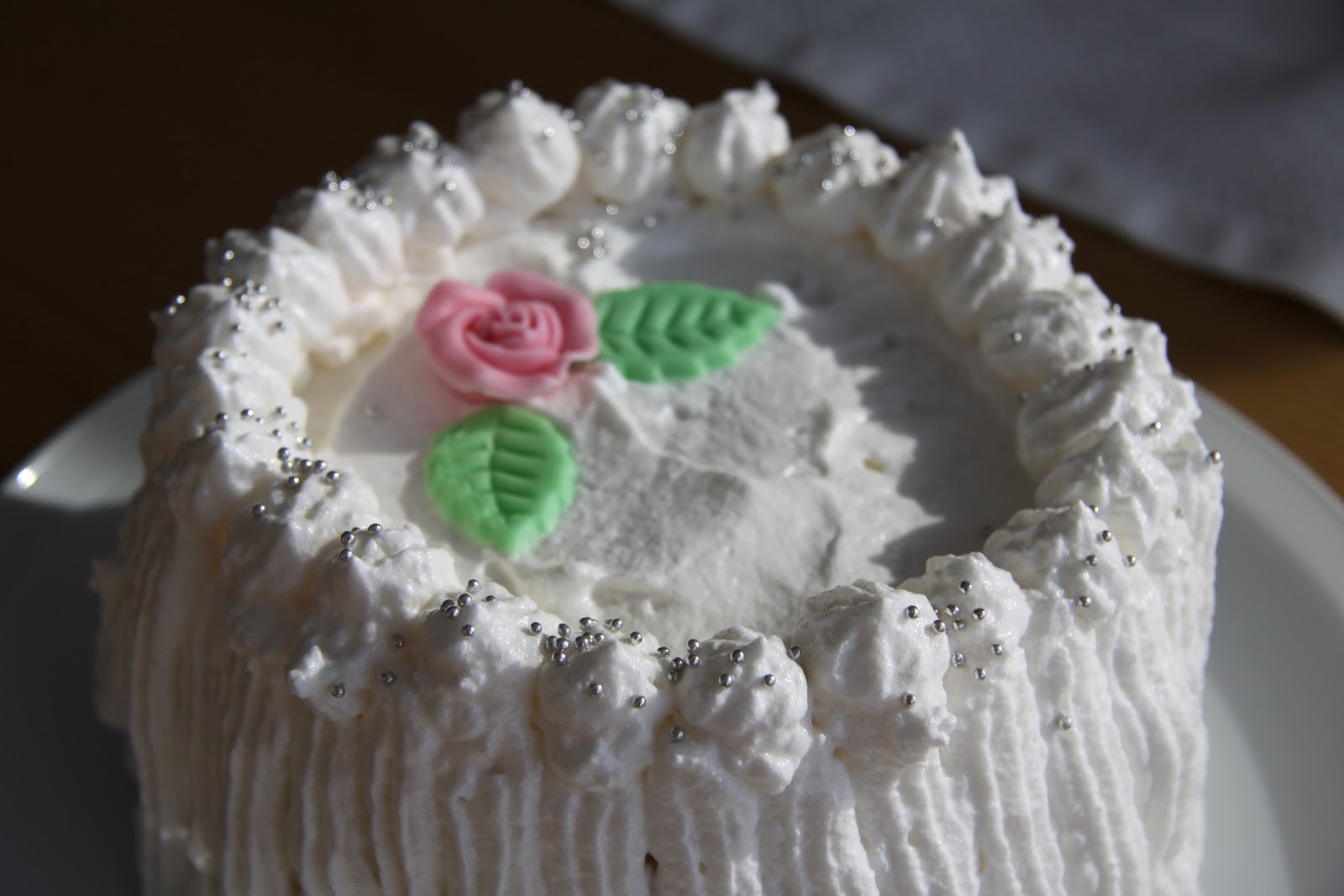 Mustikatäidisega sefiiritort