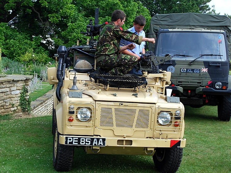 a-z-modeling from www.a-z-models.com.ua: Land Rover W.M.I.K. WMIK ...