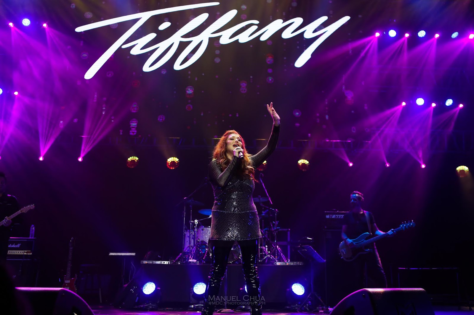 Nostalgic 80s vibes with Tiffany, Debbie Gibson