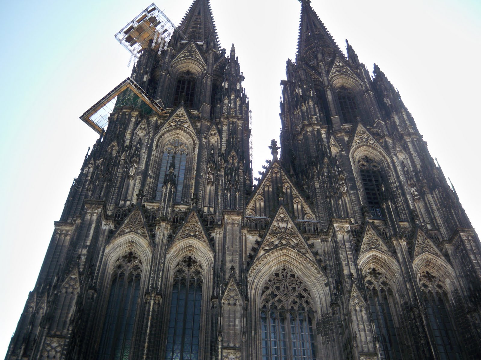 Goofy in Germany: Kohn (Cologne) Germany 6-2011