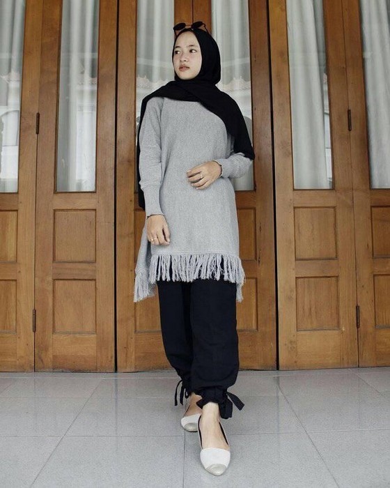 Mengenal Nissa Sabyan, Biodata, Model Baju, Hijab dan Make Up Ala Nissa ...