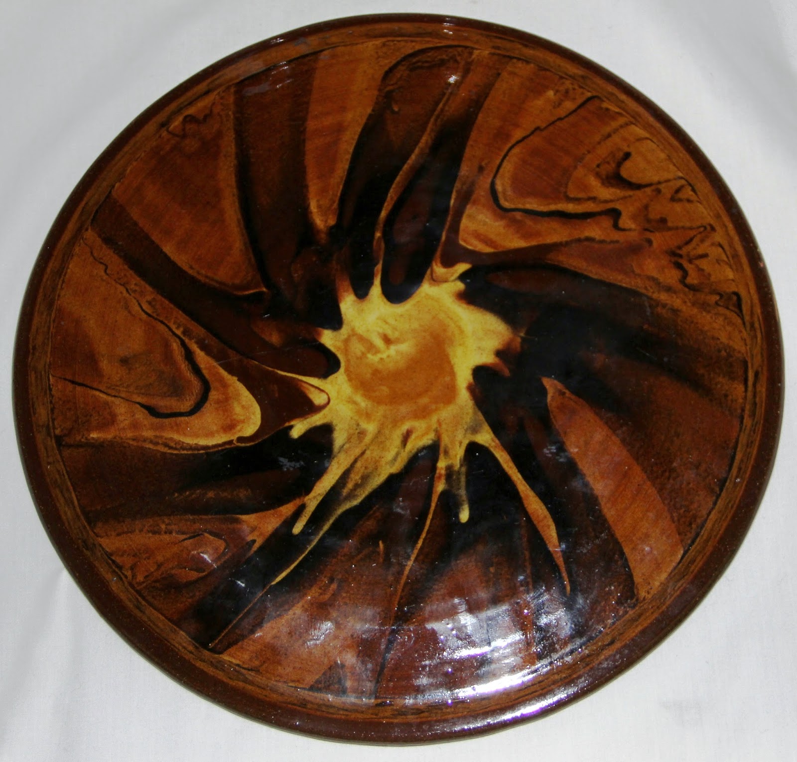 Curio Gifts: Large Glazed Earthenware Flat Plate or Stand