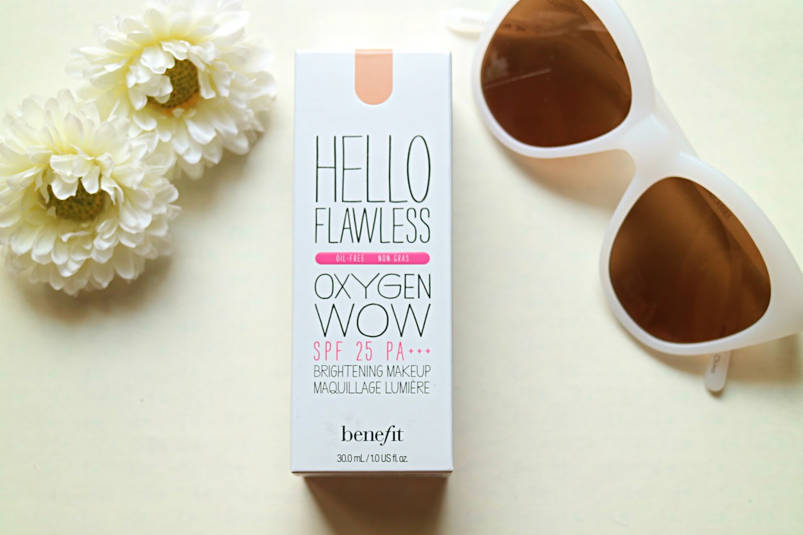 Benefit Hello Flawless Oxygen WOW Liquid Foundation and Hello Flawless ...