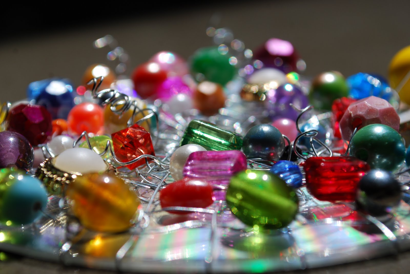 Make It... a Wonderful Life: CD Weaving