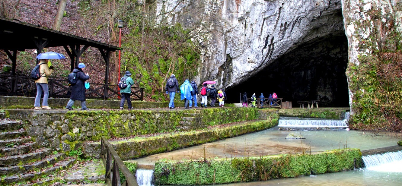 Putovanja, planinarenje i skijanje (Traveling, mountaineering and ...
