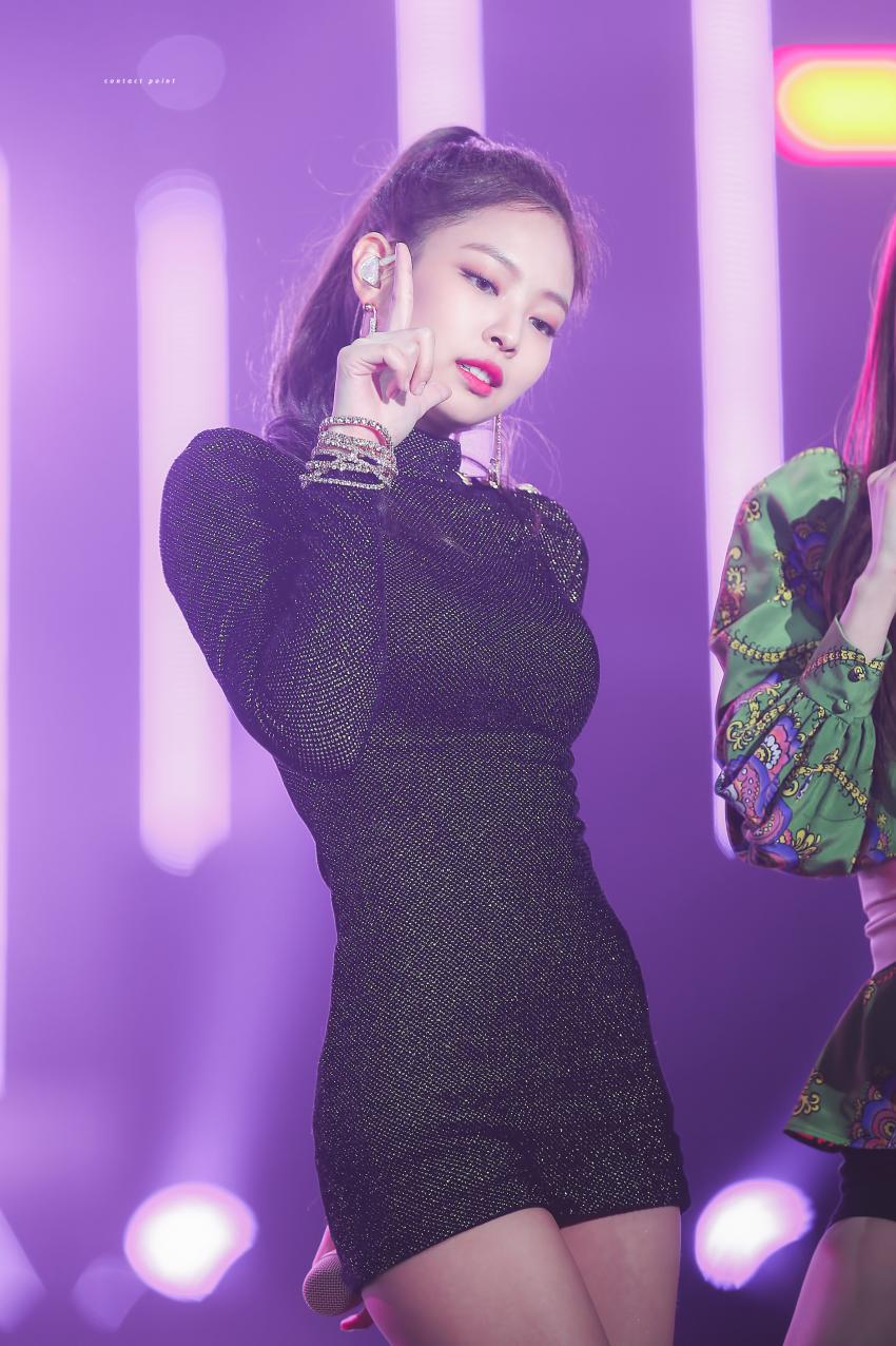 JENNIE IN INSTIZ AREA 18.01.12 - BlackPinkbuzz