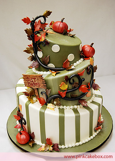 Celebrating with Topperland: Autumn Cakes