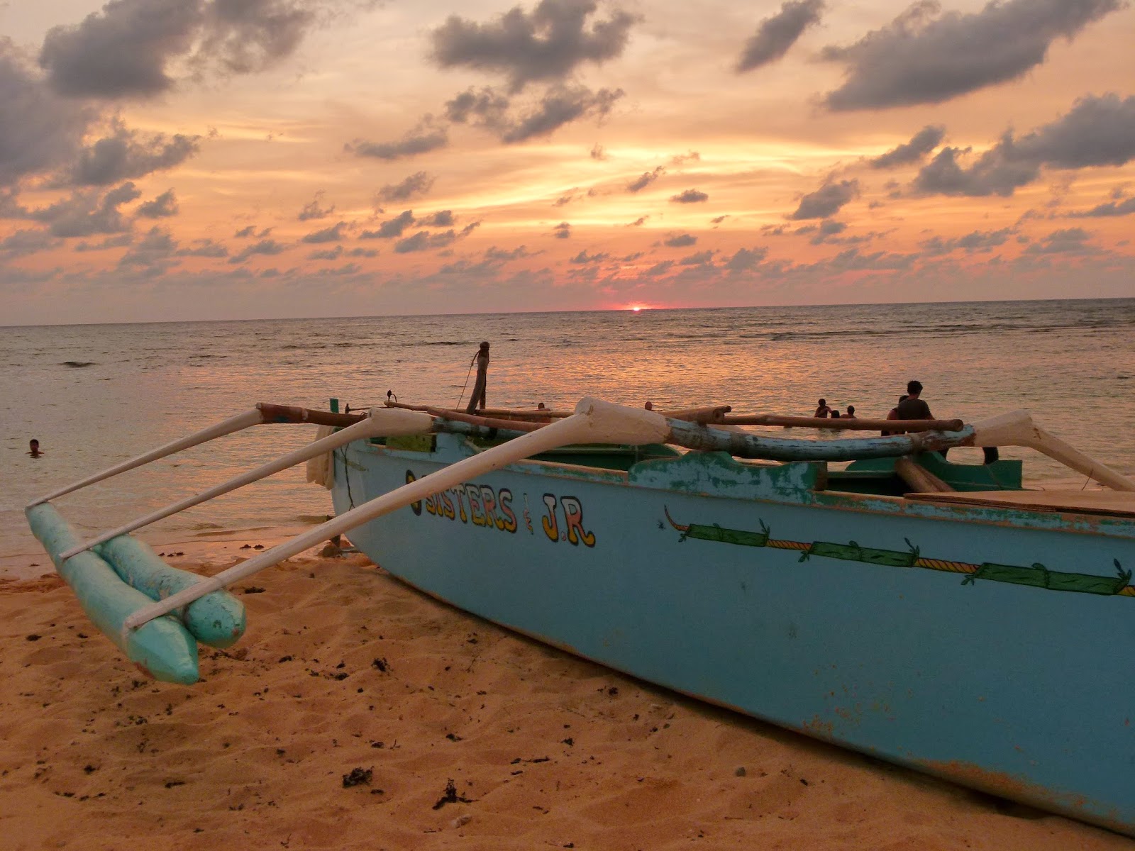 MEMORIES OF PATAR BEACH - Lakwatserong Tsinelas