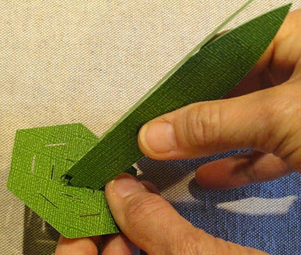 Needles 'n' Knowledge: Pineapple "Aloha" 3d Box Construction Tutorial