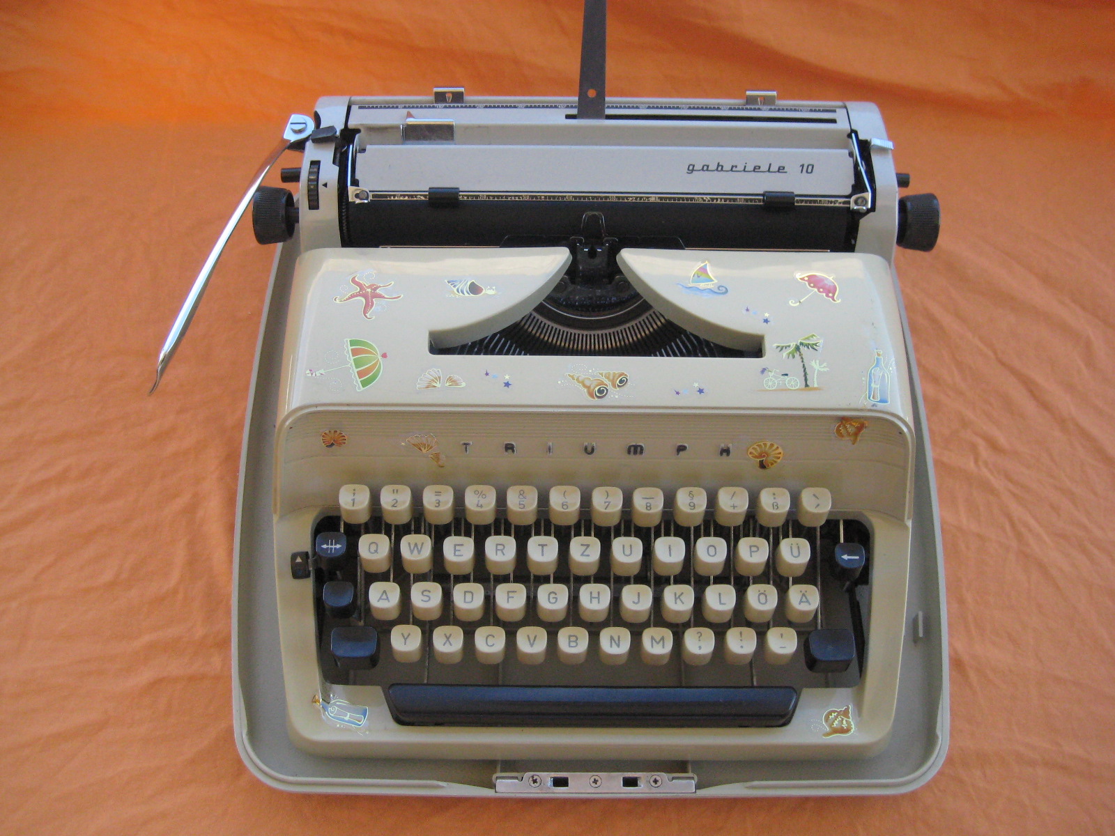 Retro Tech Geneva: Visual Typewriter Index