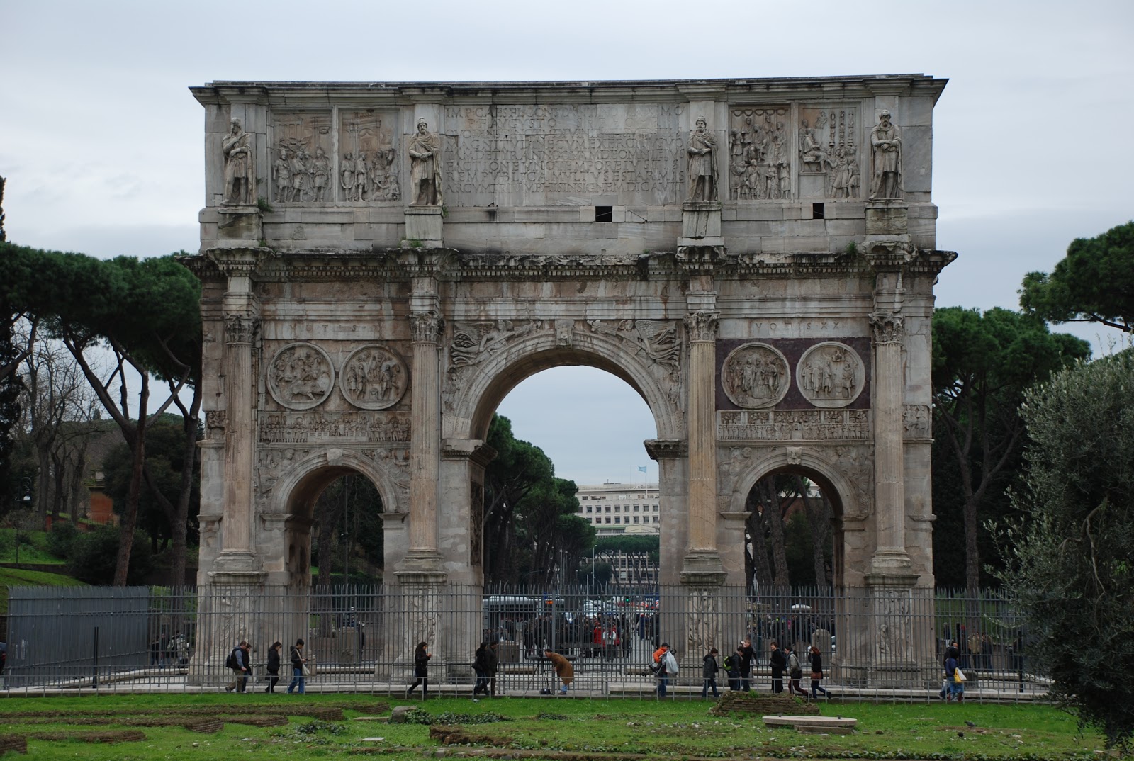 Arquitectura de la Roma Antigua: Monumentos, Arquitectura civil