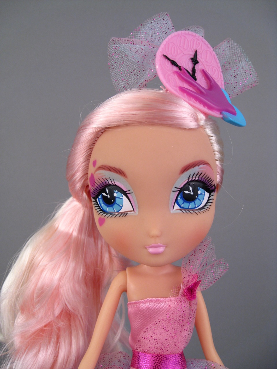 CHISMOSA SPECTRAL BLOG: nuevas fotos de el pack de dee cinderella y su ...