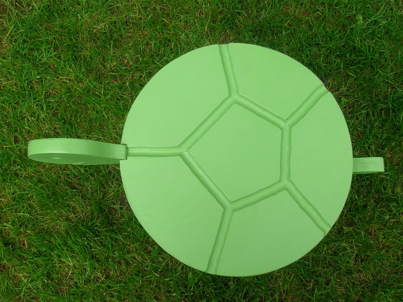 Rindy Mae: Pottery Barn Turtle Stool Knock-Off