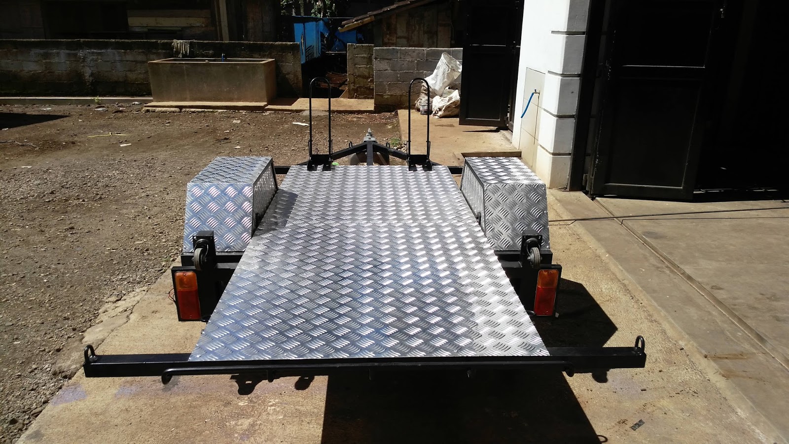 Terima pesanan Anhang/Trailer untuk motor, kapal, jetski | Jasa Semarang