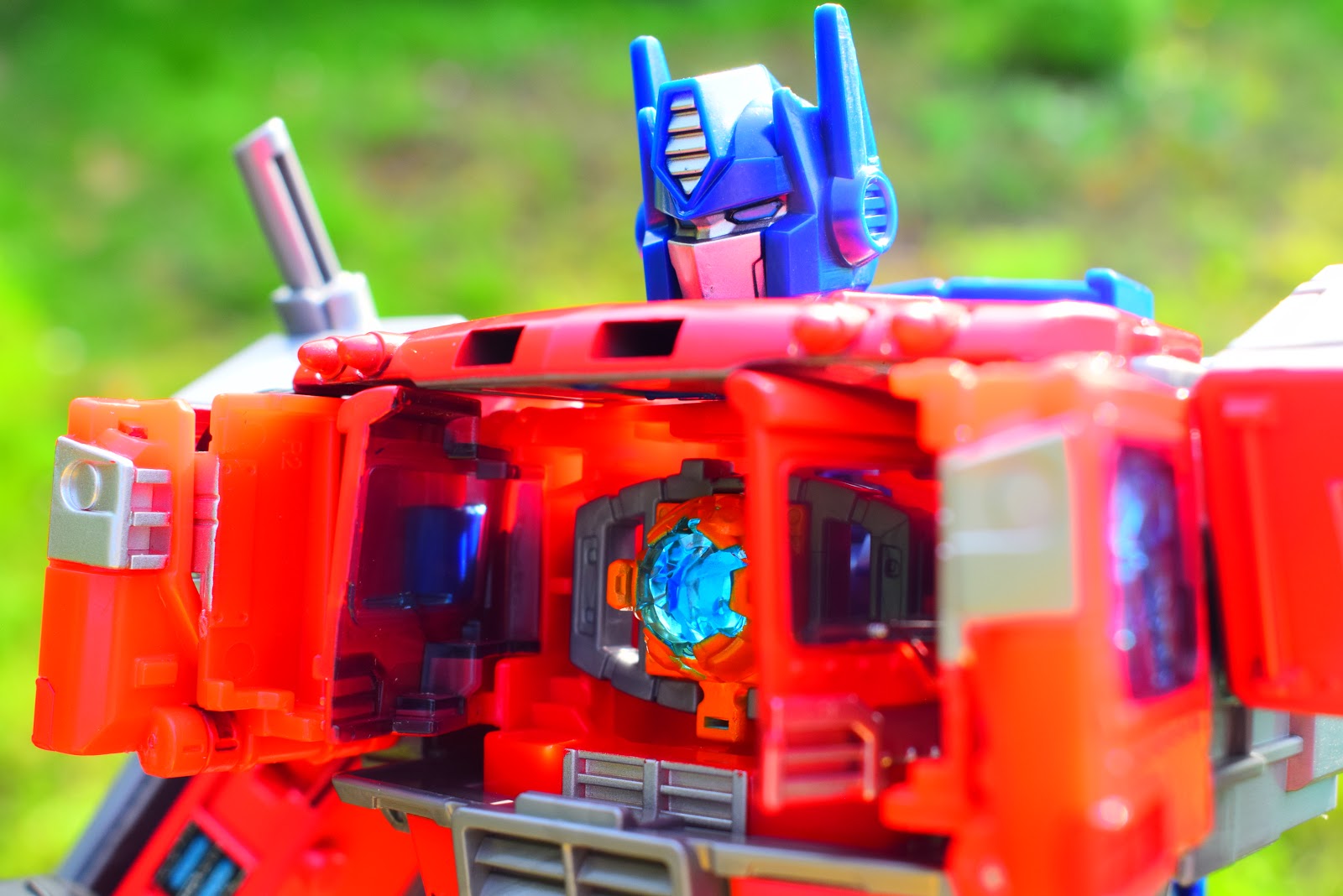 Refined Robot Co.: RRCo Review - POTP Optimus Prime