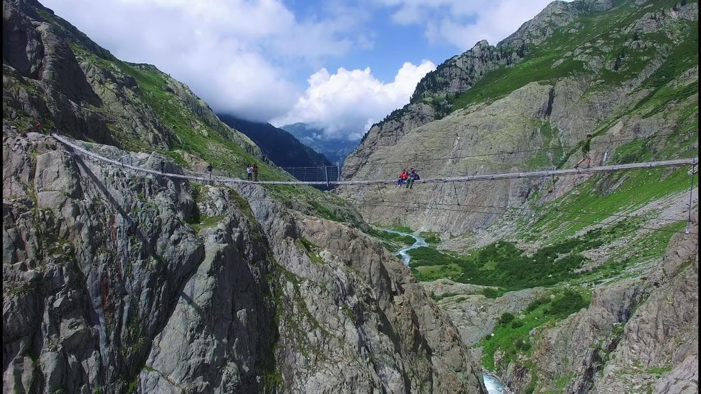 As pontes mais assustadoras do planeta. | BrasilisNet
