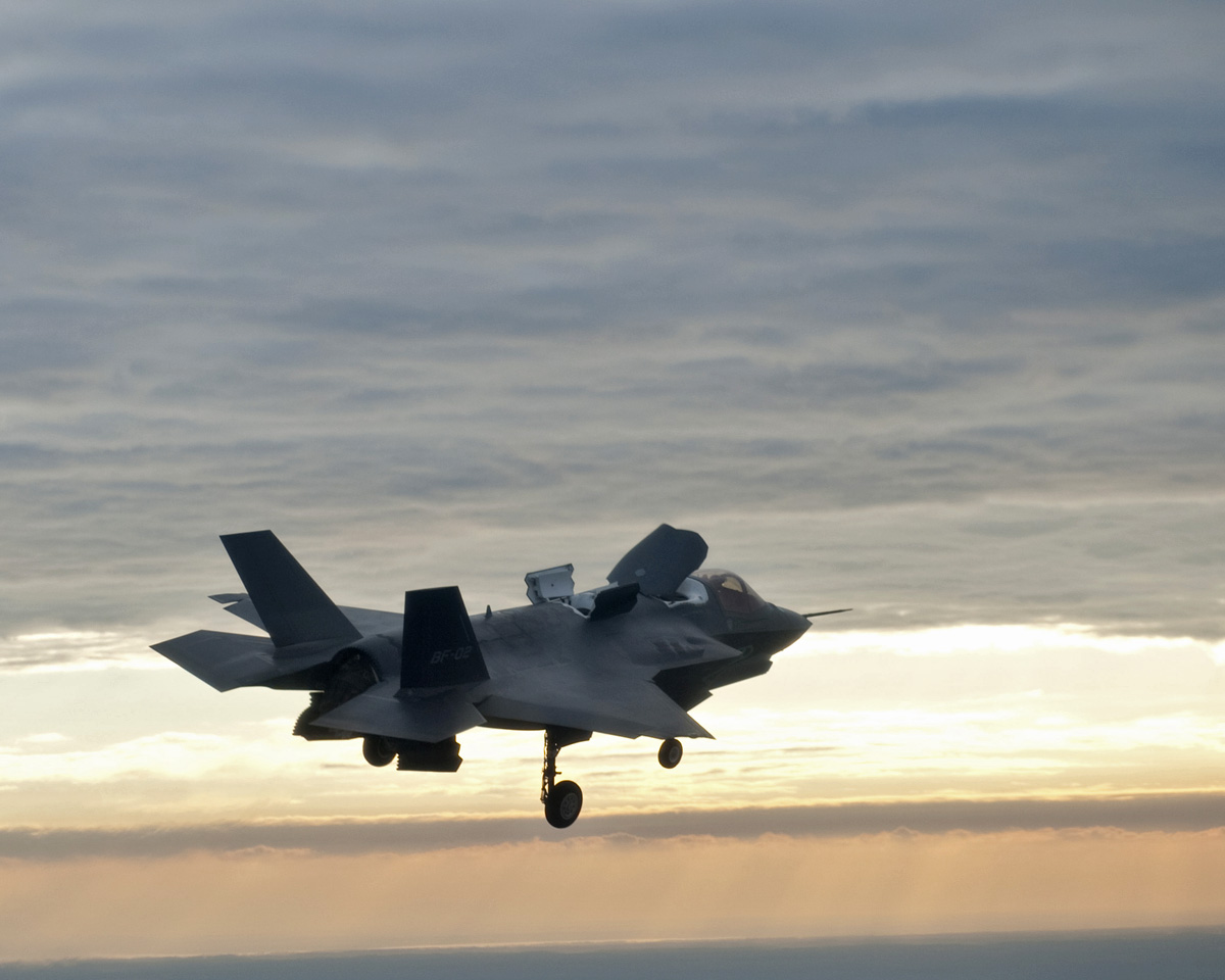 SNAFU!: F-35 News...Acceptance flights...7 Test flights in one day...