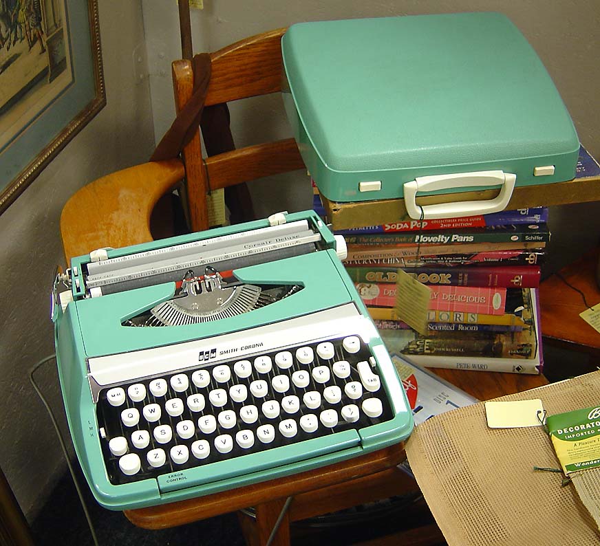 The Typewriter Revolution blog: The latest typewriter safari