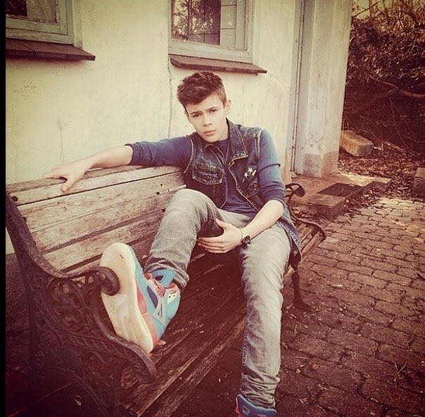 биография benjamin lasnier