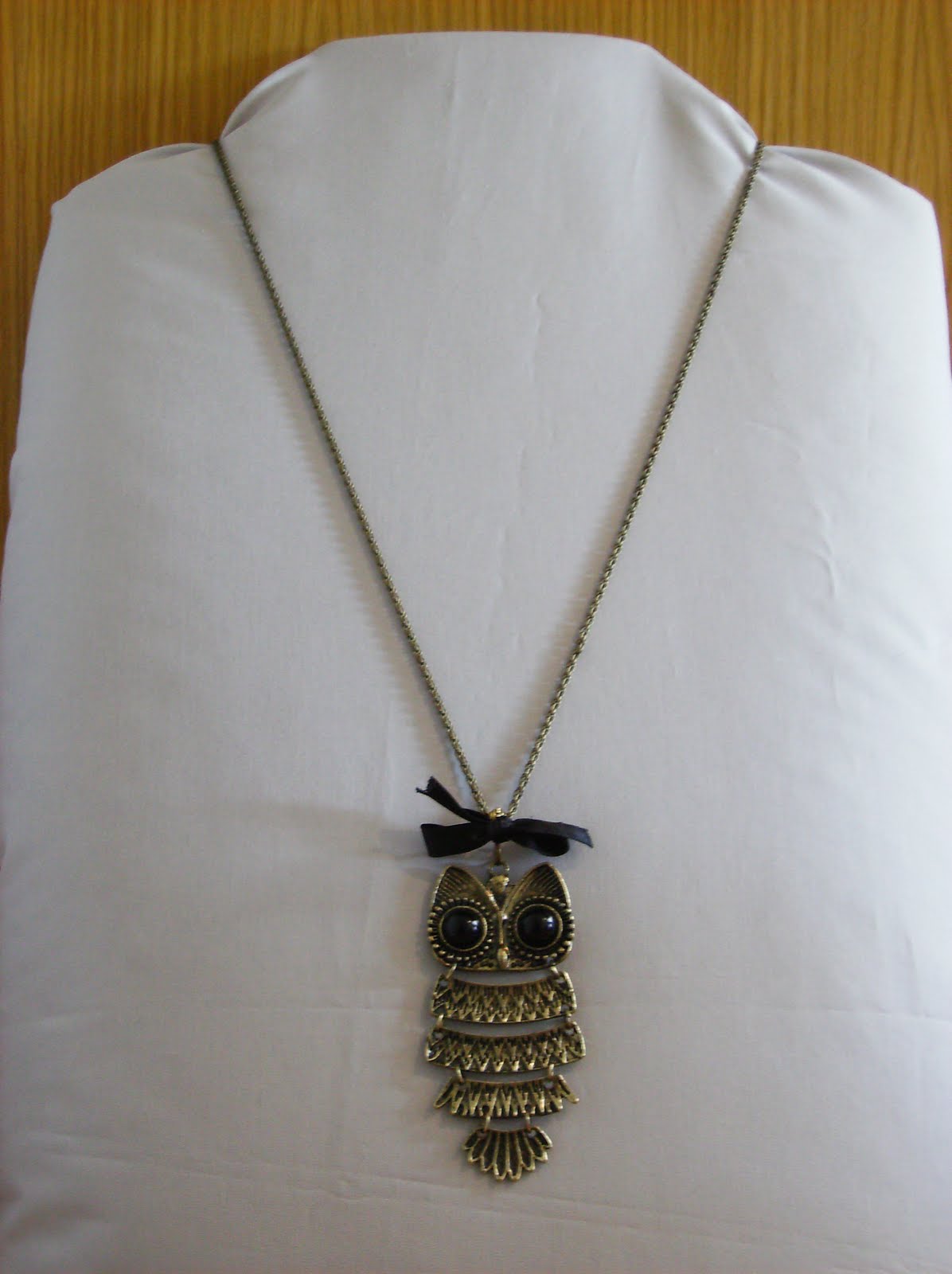 Expressões Criativas: Colares com pendentes diversos