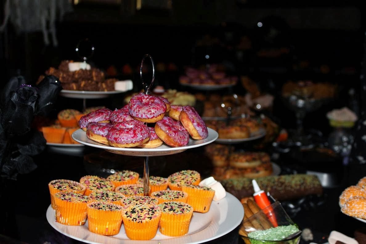 FOODSTUFF FINDS: Asda Press Event - Halloween Special [By @C2L_Eu]