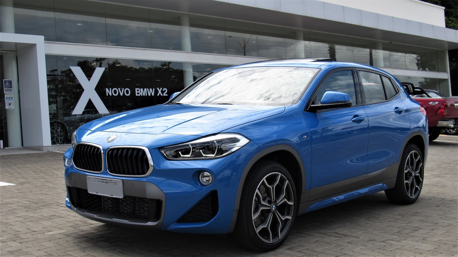 Test-drive: BMW X2 é um utilitário com pegada de esportivo e design ...